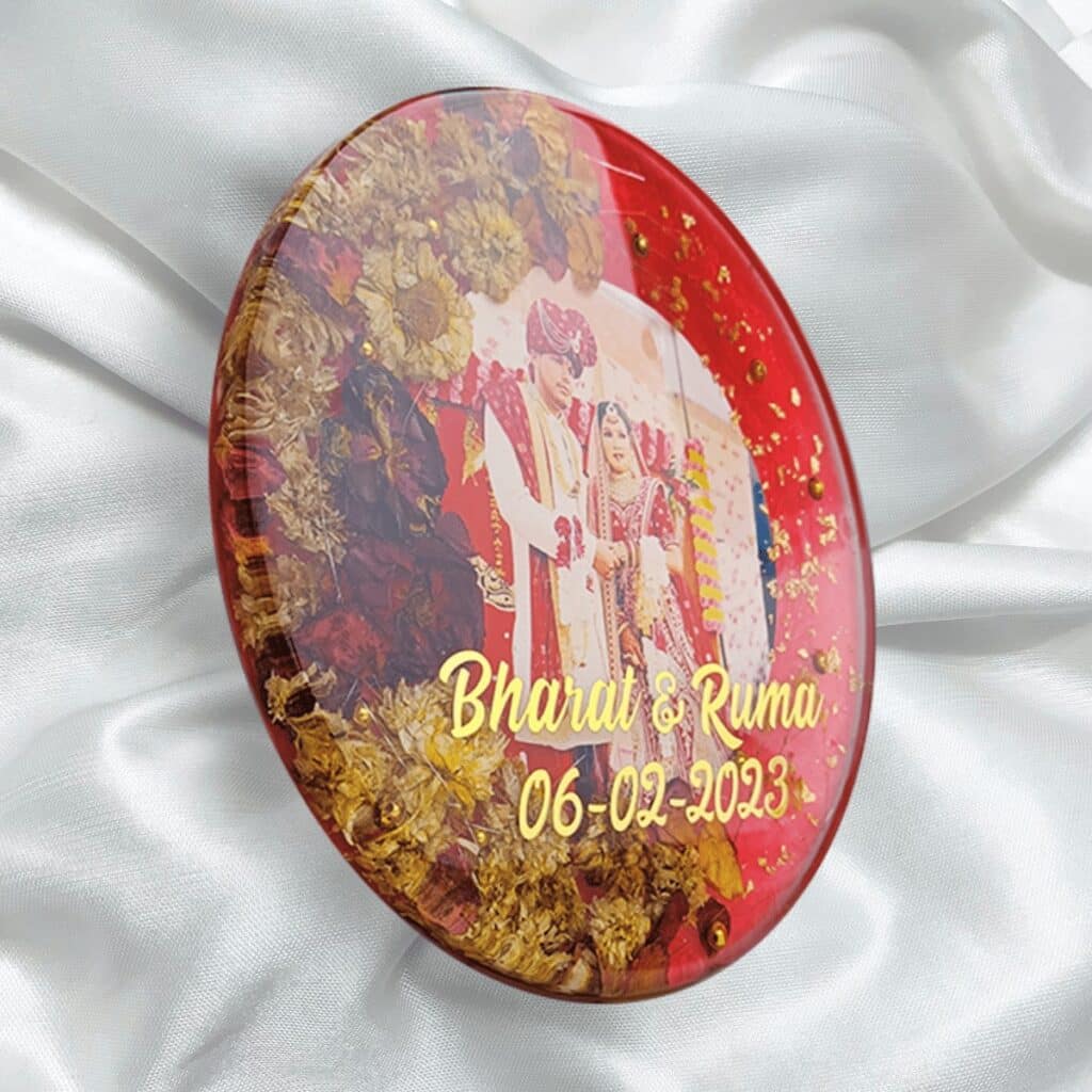 Beautiful Varmala Preservation Photoframe in Resin