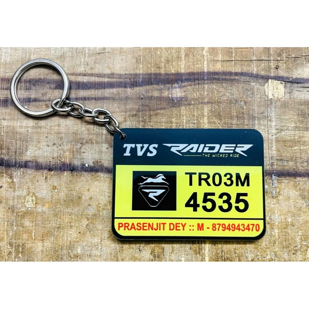 Personalized Acrylic Keychain 🌟 Unlock Memories